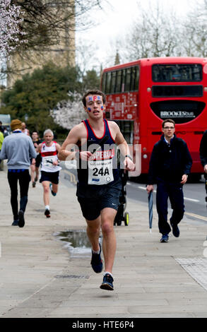Runners in the Teddy Hall Relays, Oxford, UK Stock Photo - Alamy