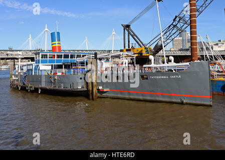 'Tattershall Castle' pub on the Thames, Victoria Embankment, City of ...