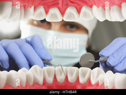 Healthy teeth. View inside the mouth of a healthy 21-year-old woman ...
