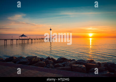 Sunset over the ocean viewed from Brighton Beach, South Australia Stock ...