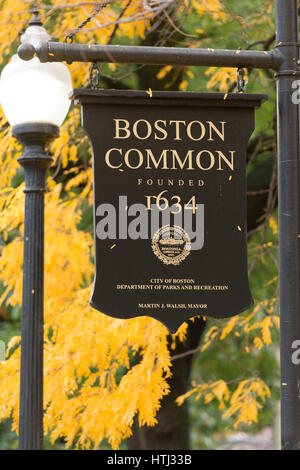 Boston Common Sign in the Fall Stock Photo - Alamy