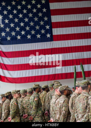 Illesheim, Germany. 9th Mar, 2017. US soldiers stand in formation ...