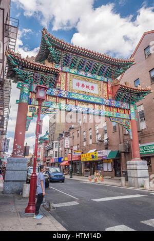 Gate to Chinatown, Philadelphia. Pennsylvania Stock Photo - Alamy