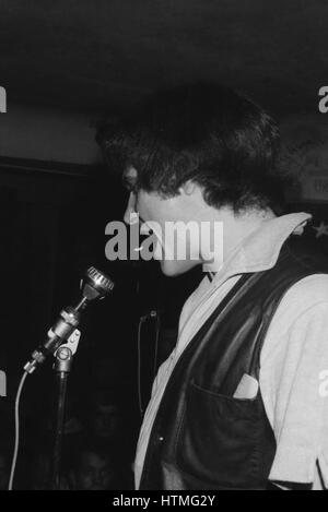 Vince Taylor, Roll & Roll Singer, visits Julia Lockwood, daughter of ...