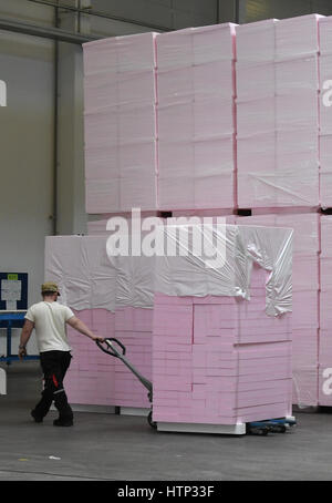 Wittenberge, Germany. 28th Feb, 2017. View of the production of ...