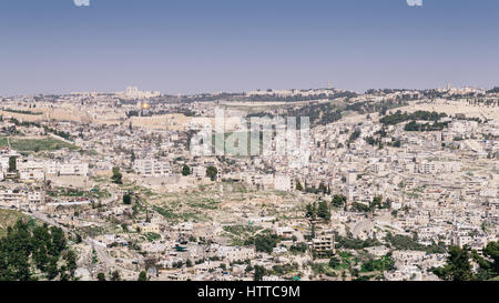 A view of Jerusalem from the "Armon Hanatziv" (High Commisioners ...