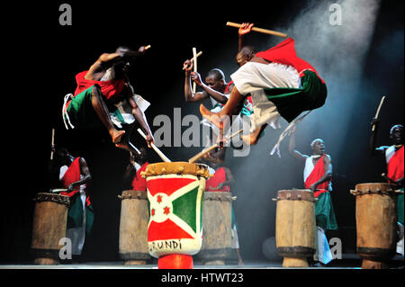The royal drummers from Burundi, rhythms, music, ethnic, strong African ...