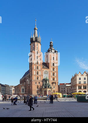 KRAKOW, Poland, Bugle Tower St. Mary's church Stock Photo - Alamy