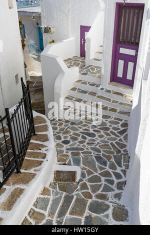 Door of a house in Ios village in Greece Stock Photo - Alamy