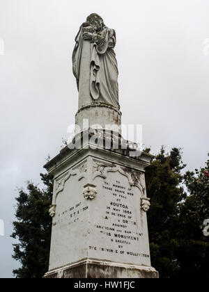 Memorial Statue, Pakaitore, Whanganui, New Zealand Stock Photo - Alamy