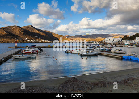 Boats in the harbor of Ios island in Greece Stock Photo - Alamy