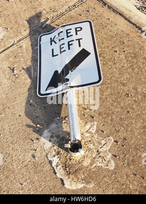 Road traffic works safety pole post barrier, vertical detour panel ...