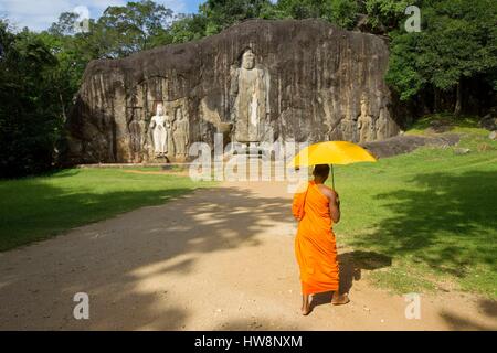 Sri Lanka, Uva Province, Monaragala district, Wellawalaya, Buduruwagala ...