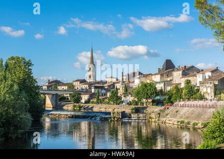France, Gironde, Coutras, the banks of the Dronne river and Gothic ...