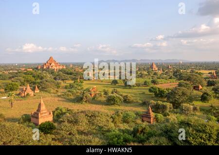 Myanmar, Mandalay State, Bagan, pagodas Stock Photo - Alamy
