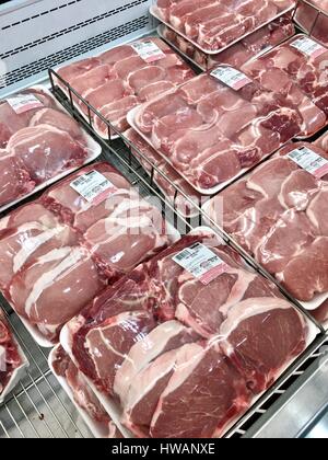 Costco fresh packed meat Stock Photo: 136075753 - Alamy