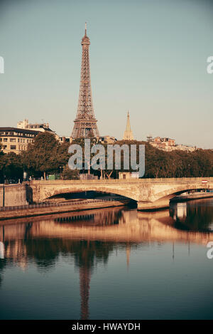 Eiffel Tower and bridge over River Seine Stock Photo - Alamy