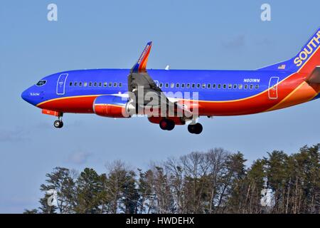 Southwest Airlines approaching the landing at BWI airport Stock Photo ...