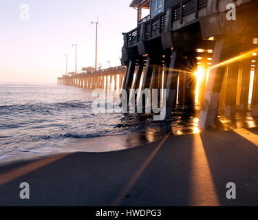 Sunrise at Jennette's Pier Stock Photo - Alamy