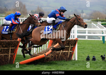 Jockey Tom Humphries Stock Photo - Alamy