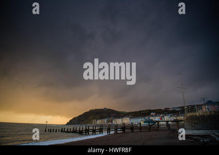 Aberystwyth, Wales, UK. 20th March, 2017. UK Weather: Heavy dark rain ...