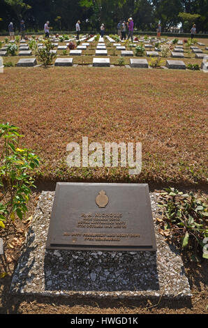 Thanbyuzayat Cemetery, Myanmar Stock Photo - Alamy