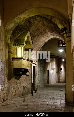 Italy, Liguria, Genoa, small streets of the historical centre, Campetto ...