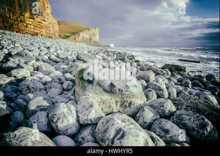 Monknash beach in South Wales, UK, showing the geological formations ...