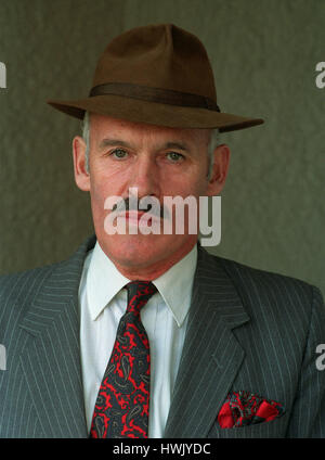 STEVE NORTON RACE HORSE TRAINER 19 August 1994 Stock Photo - Alamy
