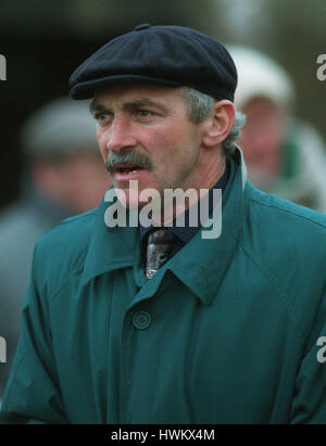 ROD SIMPSON RACE HORSE TRAINER 18 April 1993 Stock Photo - Alamy