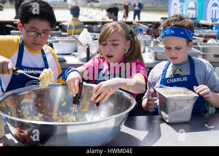 MASTERCHEF JUNIOR (aka JUNIOR MASTERCHEF), from left: contestant Nathan ...