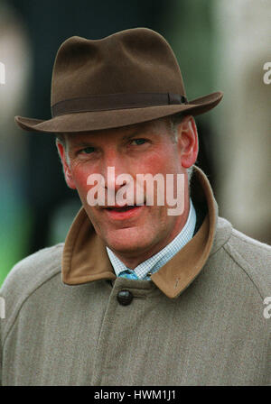 SIR MARK PRESCOTT RACE HORSE TRAINER 27 April 1995 Stock Photo - Alamy