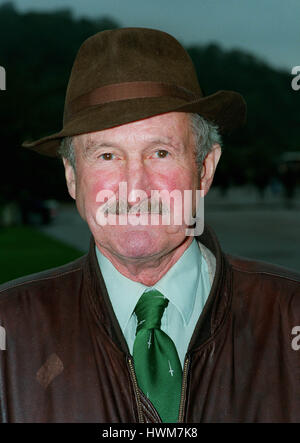DAVID THOM RACE HORSE TRAINER 05 May 1994 Stock Photo - Alamy
