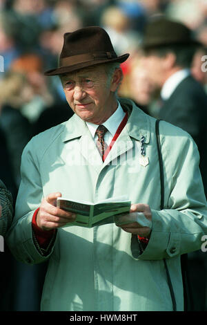KENNETH IVORY RACE HORSE TRAINER 31 May 1995 Stock Photo - Alamy