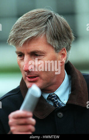 Michael Dickinson race horse trainer 1983 Stock Photo - Alamy