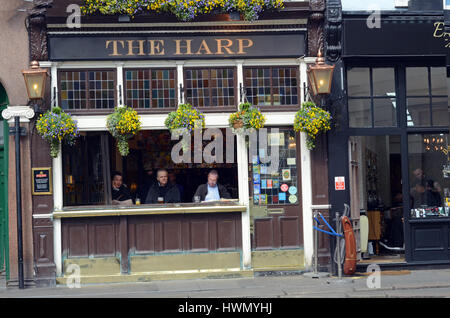 The Harp Pub Chandos Place London Stock Photo - Alamy