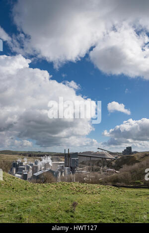 Working limestone quarry near Buxton, Derbyshire, England Stock Photo ...