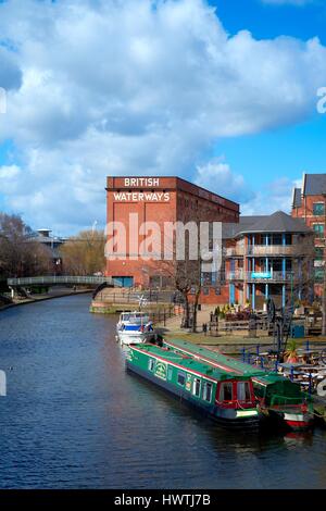 Nottingham canal and British Waterways building. In Nottingham, England ...