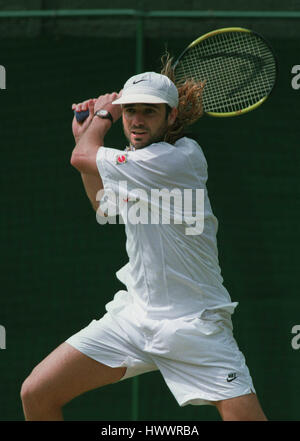 ANDRE AGASSI USA 30 June 1994 Stock Photo - Alamy