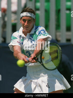 LINDA HARVEY-WILD USA 21 June 1994 Stock Photo - Alamy
