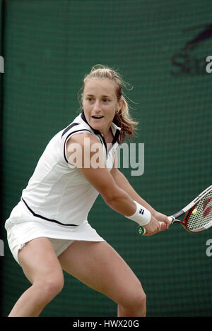 MAGDALENA MALEEVA BULGARIA WIMBLEDON LONDON ENGLAND 25 June 2003 Stock ...