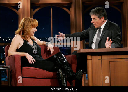 Reba McEntire, left, chats with host Craig Ferguson during a segment of ...