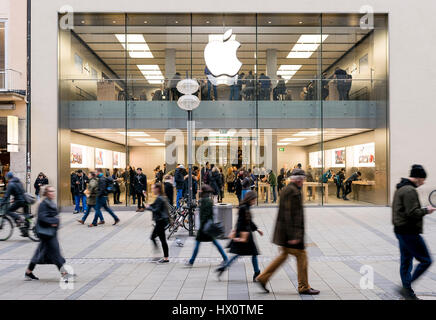 Apple Store, Munich, Germany Stock Photo - Alamy