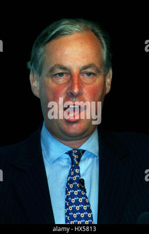 TIMOTHY YEO MP SHADOW AGRICULTURE 13 October 1998 Stock Photo - Alamy