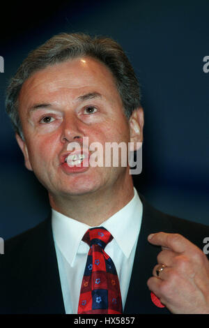 SIR CLIVE THOMPSON PRESIDENT OF CBI 22 March 2000 Stock Photo - Alamy