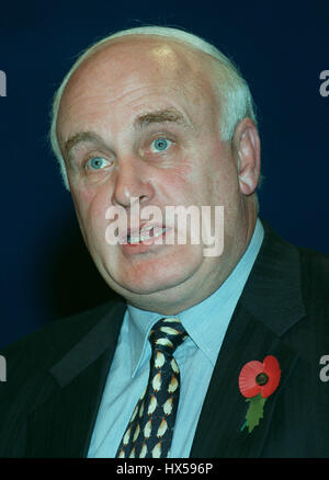 CHRISTOPHER FAY CHAIR. & CHIEF EXEC. SHELL UK 25 November 1997 Stock ...