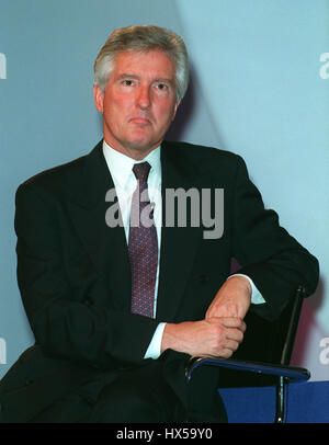 JOHN MAPLES MP SHADOW HEALTH SEC. 16 October 1997 Stock Photo - Alamy