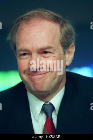 PETER LILLEY MP SEC. OF STATE SOCIAL SECURITY 22 April 1997 Stock Photo ...