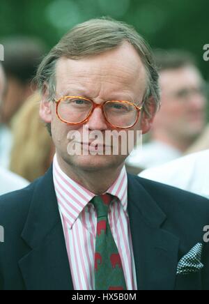 JOHN GUMMER MP SEC. STATE FOR ENVIRONMENT 01 December 1993 Stock Photo ...