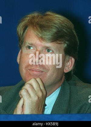 SIMON BURNS MP CONSERVATIVE PARTY CHELMSFORD 10 March 1995 Stock Photo ...